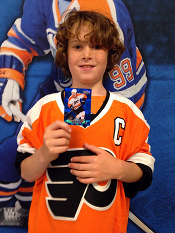 Upper Deck Brings Smiles to Hockey Fans of All Ages at the 2014 NHL ...